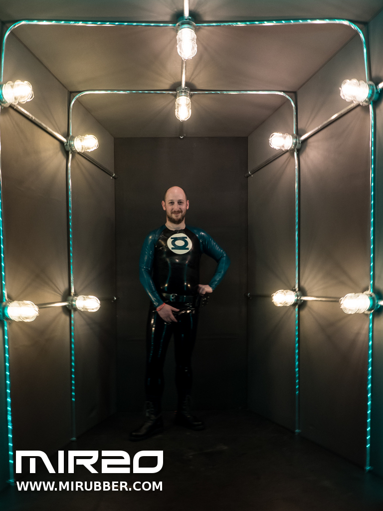 Friday Photo Booth - MIR Contest