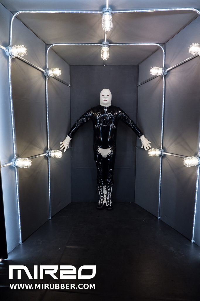 Friday Photo Booth - MIR Contest