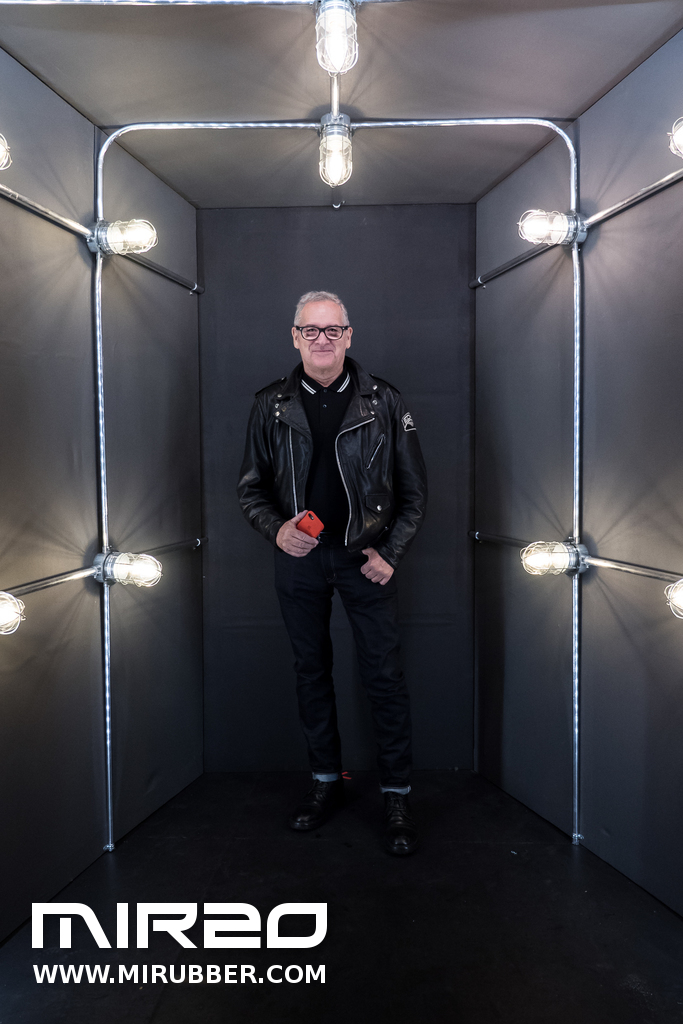 Friday Photo Booth - MIR Contest