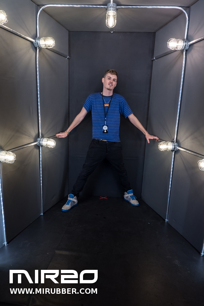 Friday Photo Booth - MIR Contest