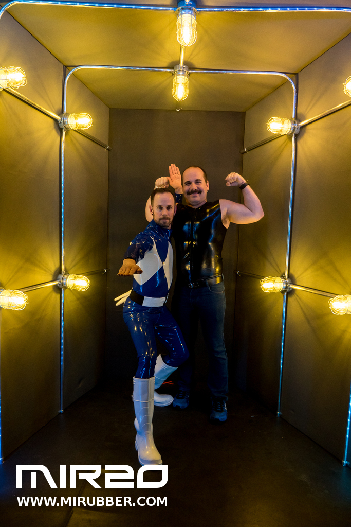 Friday Photo Booth - MIR Contest